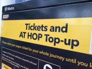 AT Hop カードの購入方法、チャージ（Top up）方法 、使い方 | NZを自力で攻略